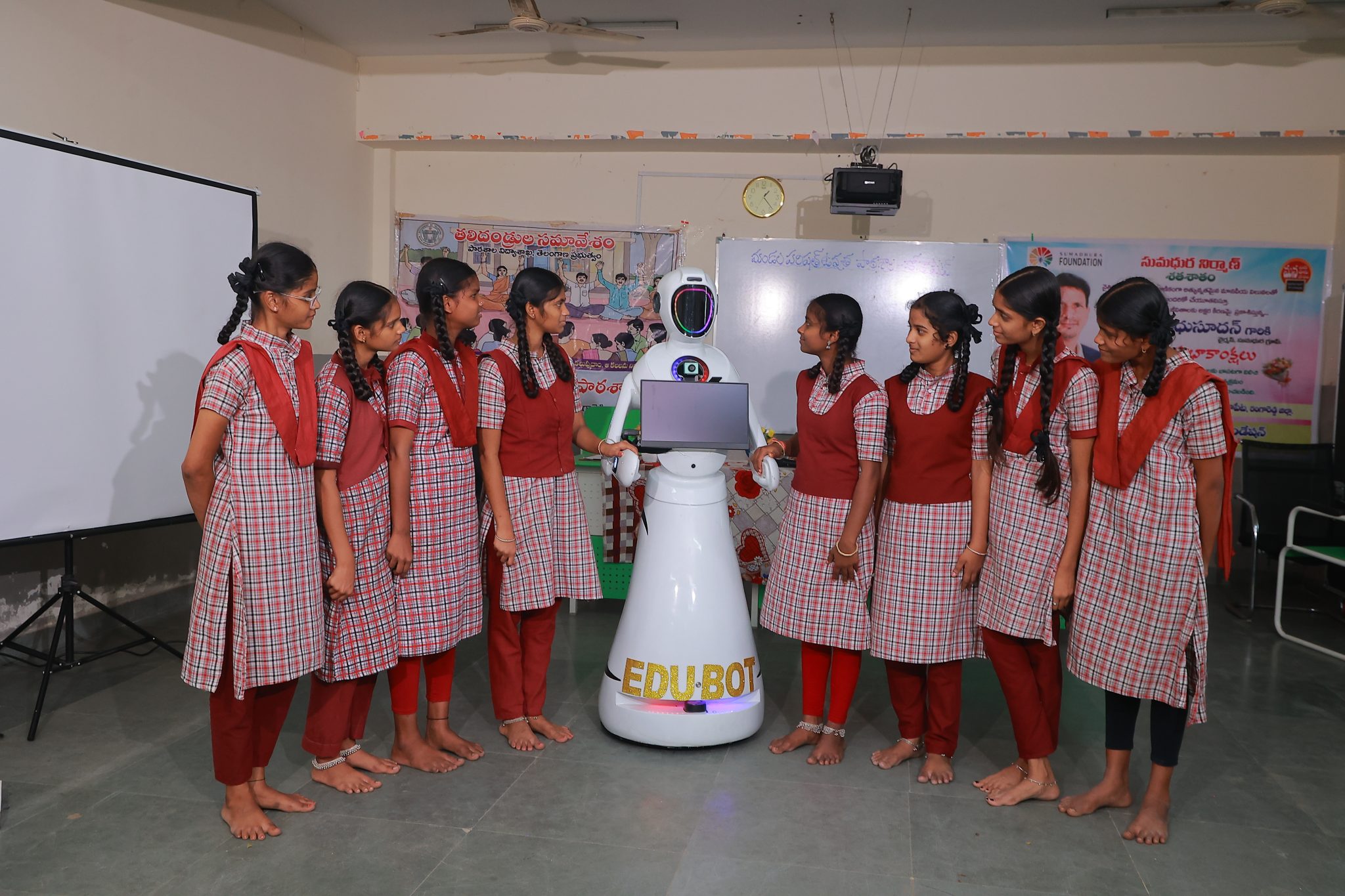 Humanoid Robots in Education: How AI is Transforming Classrooms with EDUBOT